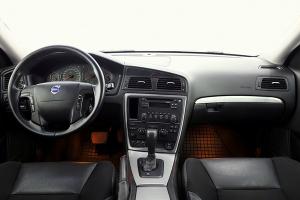 Melns Volvo V70 2006 Tallina, ar dzinēja tilpumu 2.40 L un nobraukumu 329 tūkst. km par 2499 €, foto 6 vietnē AUTOMOTO.COM.LV