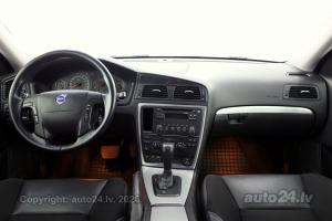 Melns Volvo V70 2006 Tallina, ar dzinēja tilpumu 2.40 L un nobraukumu 329 tūkst. km par 2499 €, foto 6 vietnē AUTOMOTO.COM.LV