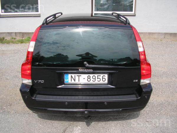 Melns Volvo V70 2006 Rīga, ar dzinēja tilpumu 2.40 L un nobraukumu 0 tūkst. km par 3750 €, foto 6 vietnē AUTOMOTO.COM.LV