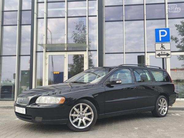 Melns Volvo V70 2006 Viļņa, ar dzinēja tilpumu 2.40 L un nobraukumu 335 tūkst. km par 2750 €, foto 5 vietnē AUTOMOTO.COM.LV