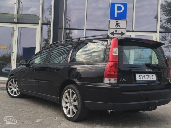 Melns Volvo V70 2006 Viļņa, ar dzinēja tilpumu 2.40 L un nobraukumu 335 tūkst. km par 2750 €, foto 6 vietnē AUTOMOTO.COM.LV