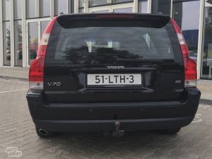 Melns Volvo V70 2006 Viļņa, ar dzinēja tilpumu 2.40 L un nobraukumu 335 tūkst. km par 2750 €, foto 7 vietnē AUTOMOTO.COM.LV