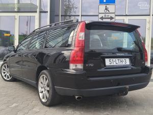 Melns Volvo V70 2006 Viļņa, ar dzinēja tilpumu 2.40 L un nobraukumu 335 tūkst. km par 2750 €, foto 8 vietnē AUTOMOTO.COM.LV