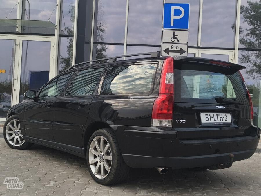 Melns Volvo V70 2006 Viļņa, ar dzinēja tilpumu 2.40 L un nobraukumu 335 tūkst. km par 2750 €, foto 9 vietnē AUTOMOTO.COM.LV