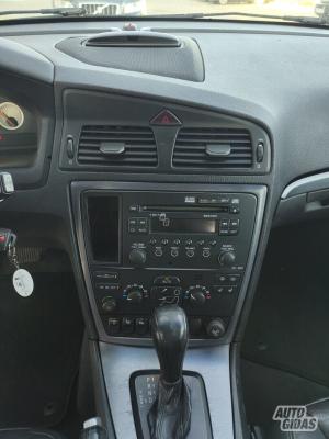 Melns Volvo V70 2006 Viļņa, ar dzinēja tilpumu 2.40 L un nobraukumu 335 tūkst. km par 2750 €, foto 13 vietnē AUTOMOTO.COM.LV