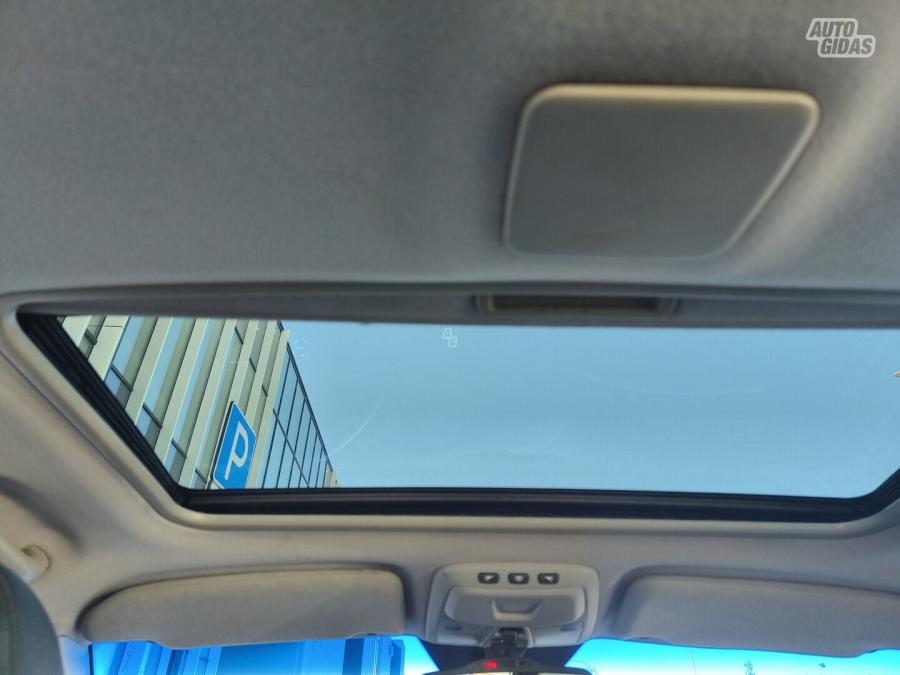 Melns Volvo V70 2006 Viļņa, ar dzinēja tilpumu 2.40 L un nobraukumu 335 tūkst. km par 2750 €, foto 22 vietnē AUTOMOTO.COM.LV