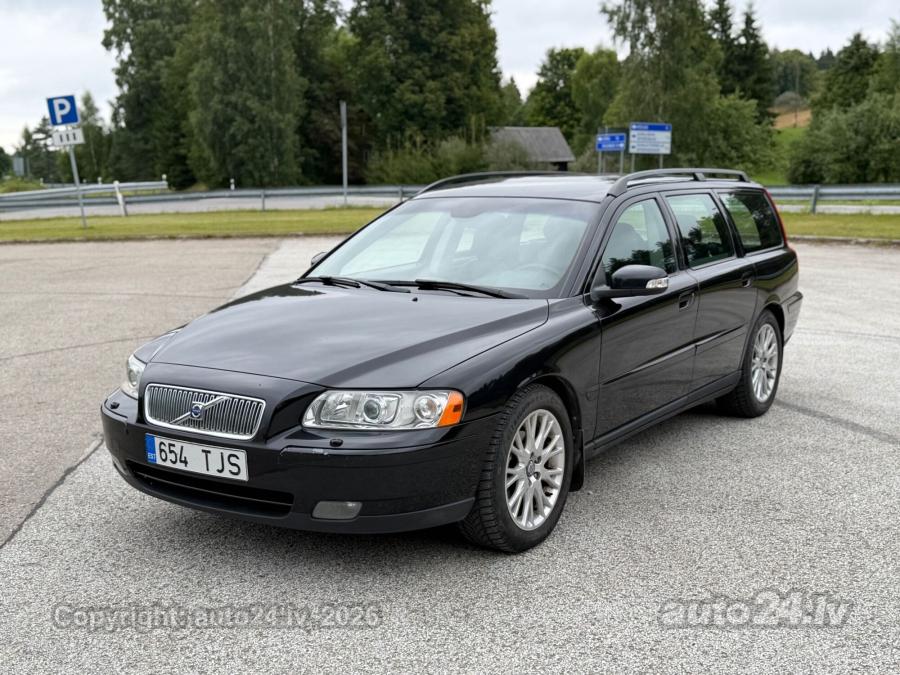 Черный Вольво В70 2006 в Выру, объемом двигателя 2.40 л и пробегом 360 тыс. км за 2800 €, фото 1 на AUTOMOTO.COM.LV