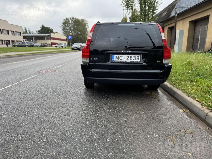 Melns Volvo V70 2006 Rēzekne, ar dzinēja tilpumu 2.40 L un nobraukumu 308 tūkst. km par 2950 €, foto 6 vietnē AUTOMOTO.COM.LV