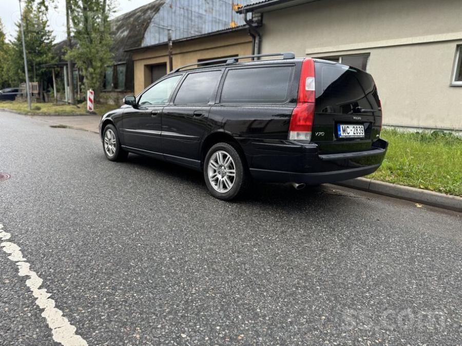 Melns Volvo V70 2006 Rēzekne, ar dzinēja tilpumu 2.40 L un nobraukumu 308 tūkst. km par 2950 €, foto 7 vietnē AUTOMOTO.COM.LV