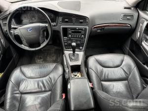 Melns Volvo V70 2006 Rēzekne, ar dzinēja tilpumu 2.40 L un nobraukumu 308 tūkst. km par 2950 €, foto 10 vietnē AUTOMOTO.COM.LV