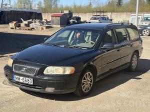 Melns Volvo V70 2006 Rēzekne, ar dzinēja tilpumu 2.40 L un nobraukumu 367 tūkst. km par 550 €, foto 4 vietnē AUTOMOTO.COM.LV