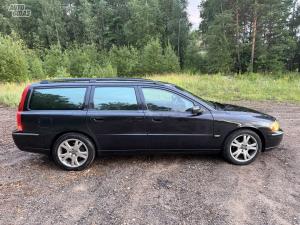 Melns Volvo V70 2006 Viļņa, ar dzinēja tilpumu 2.40 L un nobraukumu 432 tūkst. km par 1800 €, foto 5 vietnē AUTOMOTO.COM.LV