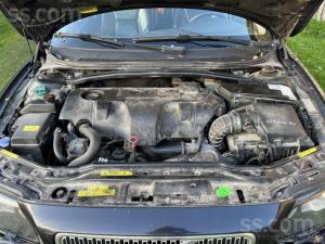 Melns Volvo V70 2006 Tukums, ar dzinēja tilpumu 2.40 L un nobraukumu 490 tūkst. km par 650 €, foto 12 vietnē AUTOMOTO.COM.LV