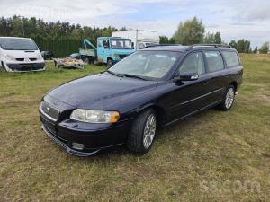 Melns Volvo V70 2006 Cēsis, ar dzinēja tilpumu 2.40 L un nobraukumu 440 tūkst. km par 2200 €, foto 3 vietnē AUTOMOTO.COM.LV