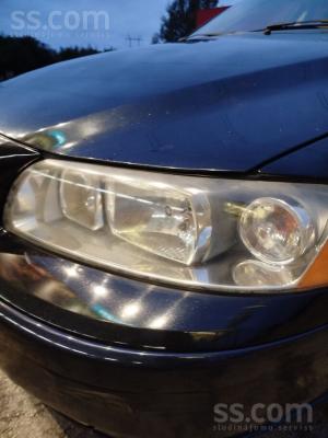 Melns Volvo V70 2006 Rīga, ar dzinēja tilpumu 2.40 L un nobraukumu 301 tūkst. km par 2500 €, foto 16 vietnē AUTOMOTO.COM.LV