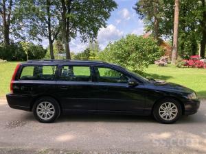 Black Volvo V70 2007 in Jelgava, with an engine capacity of 2.40 L and mileage of 349 thousand km for 5700 €, photo 7 on AUTOMOTO.COM.LV
