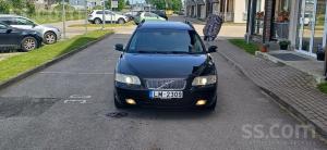 Melns Volvo V70 2007 Rīga, ar dzinēja tilpumu 2.40 L un nobraukumu 396 tūkst. km par 2450 €, foto 2 vietnē AUTOMOTO.COM.LV