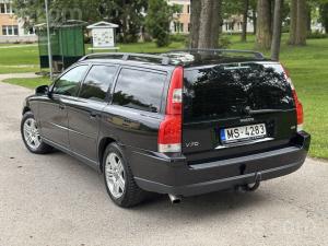 Melns Volvo V70 2007 Jelgava, ar dzinēja tilpumu 2.40 L un nobraukumu 320 tūkst. km par 800 €, foto 2 vietnē AUTOMOTO.COM.LV