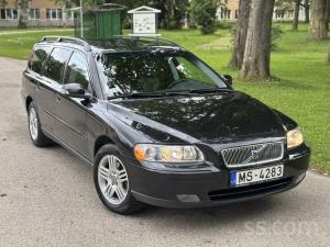 Melns Volvo V70 2007 Jelgava, ar dzinēja tilpumu 2.40 L un nobraukumu 320 tūkst. km par 800 €, foto 3 vietnē AUTOMOTO.COM.LV