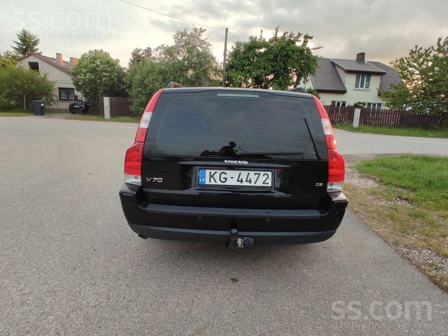 Melns Volvo V70 2007 Talsi, ar dzinēja tilpumu 2.40 L un nobraukumu 300 tūkst. km par 2650 €, foto 2 vietnē AUTOMOTO.COM.LV