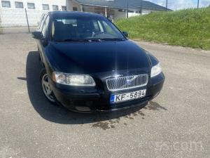 Black Volvo V70 2007 in Aluksne, with an engine capacity of 2.40 L and mileage of 361 thousand km for 1850 €, photo 2 on AUTOMOTO.COM.LV
