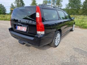 Melns Volvo V70 2007 Ogre, ar dzinēja tilpumu 2.40 L un nobraukumu 197 tūkst. km par 3970 €, foto 2 vietnē AUTOMOTO.COM.LV