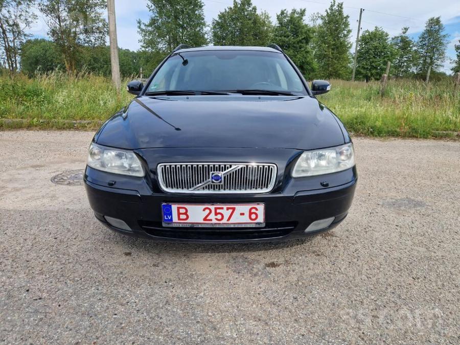 Melns Volvo V70 2007 Ogre, ar dzinēja tilpumu 2.40 L un nobraukumu 197 tūkst. km par 3970 €, foto 5 vietnē AUTOMOTO.COM.LV