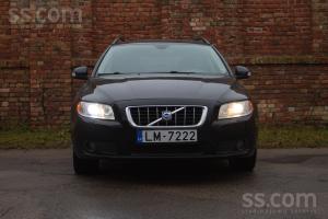 Black Volvo V70 2007 in Jelgava, with an engine capacity of 2.40 L and mileage of 452 thousand km for 3550 €, photo 2 on AUTOMOTO.COM.LV