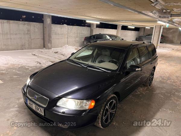 Melns Volvo V70 2007 Tallina, ar dzinēja tilpumu 2.40 L un nobraukumu 374 tūkst. km par 3450 €, foto 6 vietnē AUTOMOTO.COM.LV