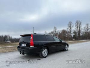 Black Volvo V70 2007 in Tallinn, with an engine capacity of 2.40 L and mileage of 306 thousand km for 3650 €, photo 4 on AUTOMOTO.COM.LV