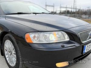 Black Volvo V70 2007 in Tallinn, with an engine capacity of 2.40 L and mileage of 306 thousand km for 3650 €, photo 8 on AUTOMOTO.COM.LV