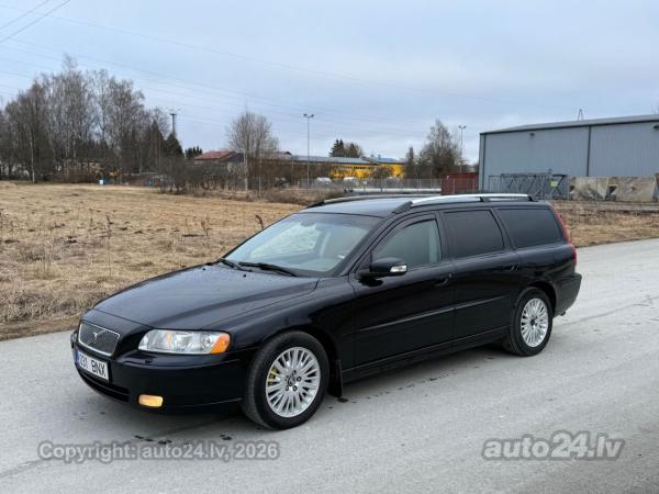Black Volvo V70 2007 in Haapsalu, with an engine capacity of 2.40 L and mileage of 306 thousand km for 3650 €, photo 2 on AUTOMOTO.COM.LV