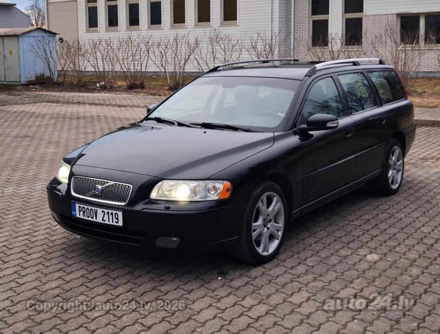 Melns Volvo V70 2007 Paide, ar dzinēja tilpumu 0.00 L un nobraukumu 384 tūkst. km par 3450 €, foto 3 vietnē AUTOMOTO.COM.LV