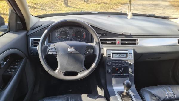 Melns Volvo V70 2007 Radviliškis, ar dzinēja tilpumu 2.40 L un nobraukumu 343 tūkst. km par 2999 €, foto 10 vietnē AUTOMOTO.COM.LV