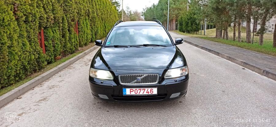 Melns Volvo V70 2007 Širvintos, ar dzinēja tilpumu 2.40 L un nobraukumu 265 tūkst. km par 2550 €, foto 3 vietnē AUTOMOTO.COM.LV