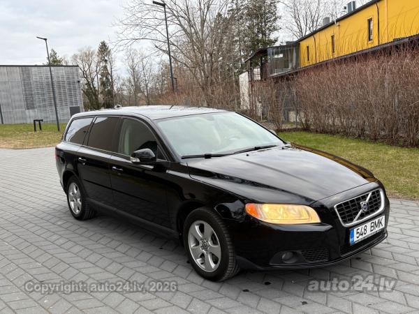 Melns Volvo V70 2007 Rapla, ar dzinēja tilpumu 2.40 L un nobraukumu 283 tūkst. km par 4899 €, foto 3 vietnē AUTOMOTO.COM.LV