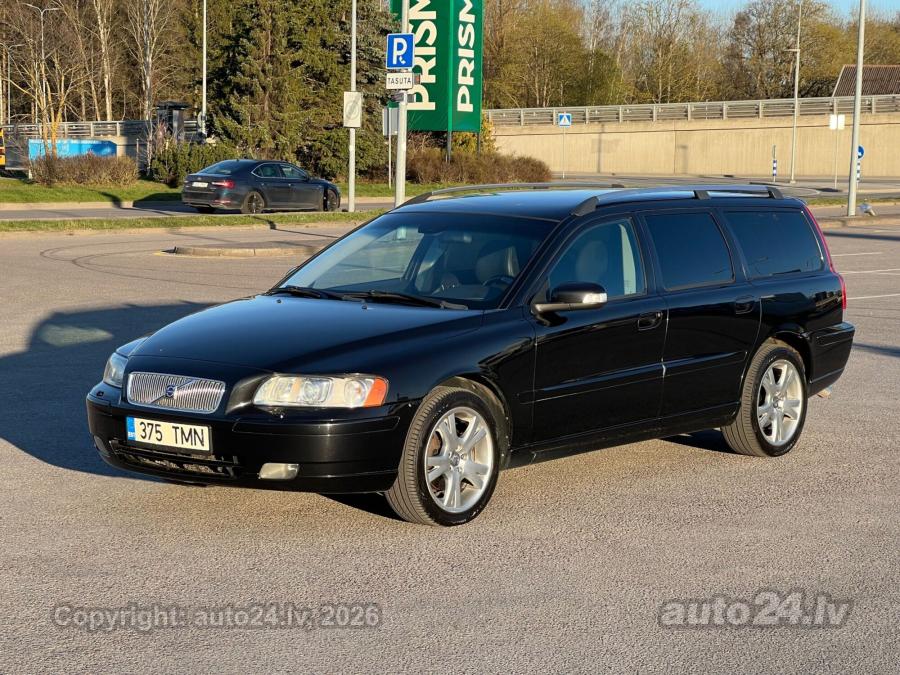 Черный Вольво В70 2007 в Таллин, объемом двигателя 2.40 л и пробегом 294 тыс. км за 3299 €, фото 1 на AUTOMOTO.COM.LV