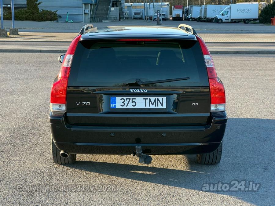 Черный Вольво В70 2007 в Таллин, объемом двигателя 2.40 л и пробегом 294 тыс. км за 3299 €, фото 7 на AUTOMOTO.COM.LV