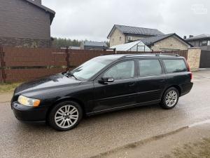 Black Volvo V70 2007 in Vilnius, with an engine capacity of 2.40 L and mileage of 336 thousand km for 1850 €, photo  on AUTOMOTO.COM.LV