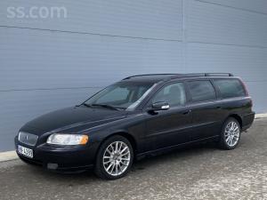 Melns Volvo V70 2007 Preiļi, ar dzinēja tilpumu 2.40 L un nobraukumu 416 tūkst. km par 2450 €, foto  vietnē AUTOMOTO.COM.LV