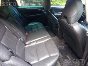 Black Volvo V70 2007 in Preili, with an engine capacity of 2.40 L and mileage of 416 thousand km for 2450 €, photo 13 on AUTOMOTO.COM.LV