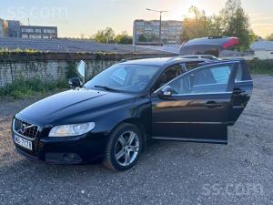 Black Volvo V70 2007 in Riga, with an engine capacity of 2.40 L and mileage of 383 thousand km for 3700 €, photo 6 on AUTOMOTO.COM.LV