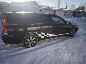 Черный Вольво В70 2007 в Огре, объемом двигателя 2.40 л и пробегом 370 тыс. км за 2300 €, фото 11 на AUTOMOTO.COM.LV