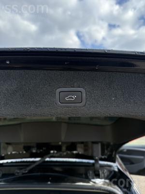 Melns Volvo V70 2007 Daugavpils, ar dzinēja tilpumu 2.40 L un nobraukumu 292 tūkst. km par 3800 €, foto 12 vietnē AUTOMOTO.COM.LV