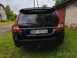 Melns Volvo V70 2007 Ventspils, ar dzinēja tilpumu 2.40 L un nobraukumu 307 tūkst. km par 3500 €, foto 4 vietnē AUTOMOTO.COM.LV