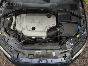 Melns Volvo V70 2007 Ventspils, ar dzinēja tilpumu 2.40 L un nobraukumu 307 tūkst. km par 3500 €, foto 14 vietnē AUTOMOTO.COM.LV