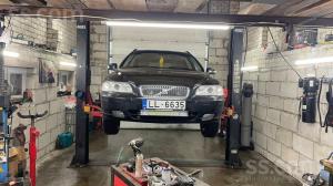 Black Volvo V70 2007 in Ogre, with an engine capacity of 2.40 L and mileage of 347 thousand km for 2700 €, photo 6 on AUTOMOTO.COM.LV