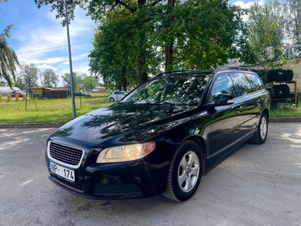 Melns Volvo V70 2007 Rīga, ar dzinēja tilpumu 2.40 L un nobraukumu 0 tūkst. km par 3900 €, foto 1 vietnē AUTOMOTO.COM.LV