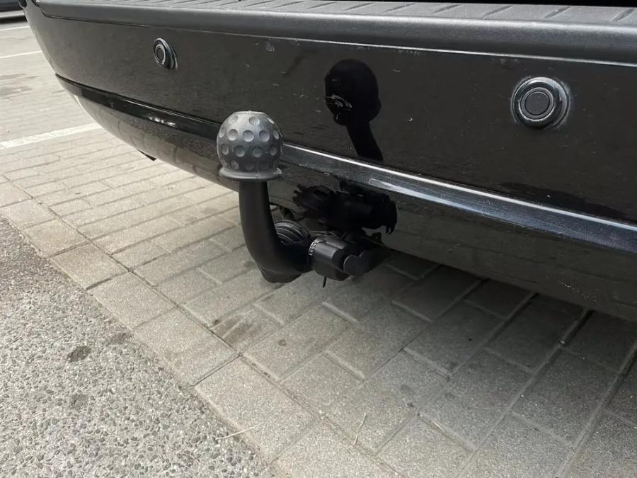 Black Volvo V70 2007 in Riga, with an engine capacity of 2.40 L and mileage of 237 thousand km for 2500 €, photo 27 on AUTOMOTO.COM.LV