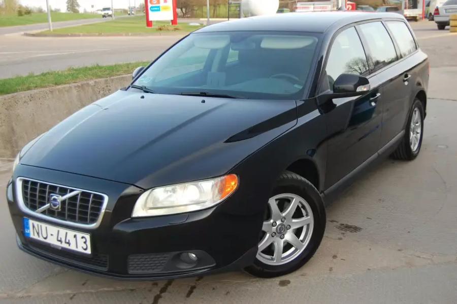 Melns Volvo V70 2007 Jēkabpils, ar dzinēja tilpumu 2.40 L un nobraukumu 255 tūkst. km par 5700 €, foto 1 vietnē AUTOMOTO.COM.LV